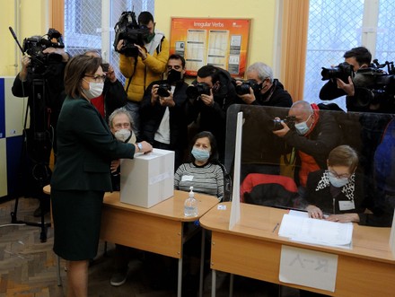 __COUNT__ imágenes de Elections in Bulgaria, Sofia - 14 Nov 2021 ...