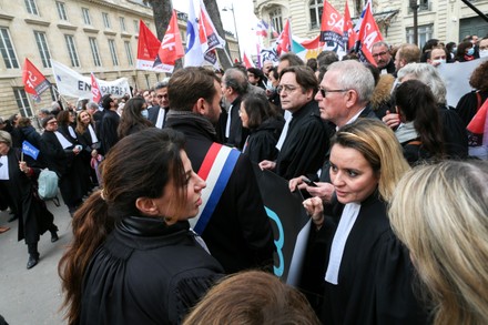 French Lawyers Demonstrate In Paris, France - 16 Nov 2021 Stock ...