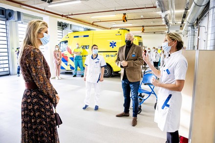 Queen Maxima visits Breda hospital, meets staff and patients ...