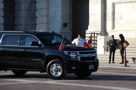 Motorcade Carrying Canadian Prime Minister Justin Editorial Stock Photo ...