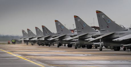 250 Harrier jump jet Stock Pictures, Editorial Images and Stock Photos ...