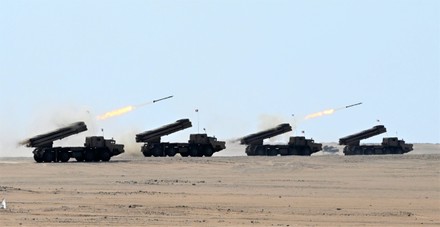 250 Fire rocket launchers Stock Pictures, Editorial Images and Stock ...