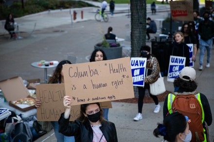 imágenes de NYC: Student Workers Of Columbia Strike, New York City ...