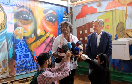US Ambassador to the UN Thomas-Greenfield visits Al Za'atari refugees ...