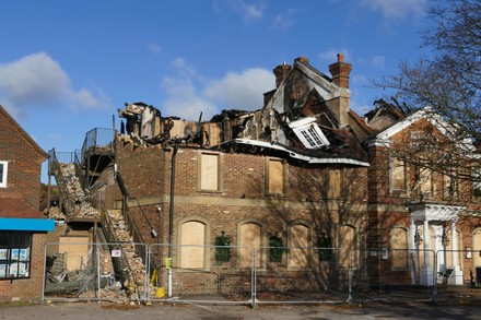 Stokenchurch's 16th centuary Kings Hotel closed for the forseeable ...