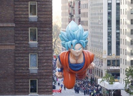 Goku Balloon Moves Down Parade Route Editorial Stock Photo - Stock ...