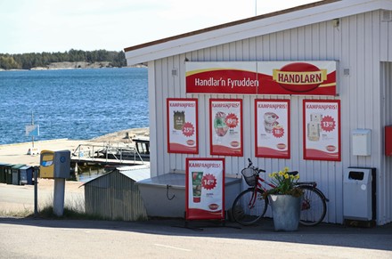 3 Handlarn store Stock Pictures, Editorial Images and Stock Photos ...
