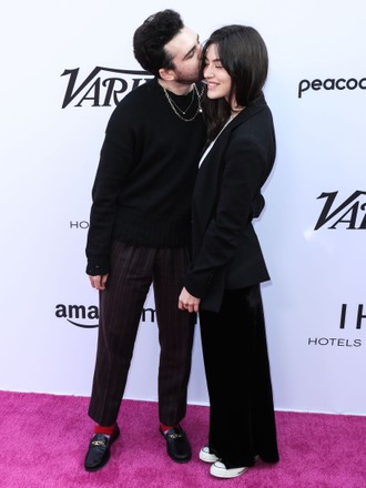 Songwriterproducer Blake Slatkin Gracie Abrams Arrive Redaktionelles ...
