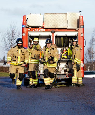 250 Fire fighting team Stock Pictures, Editorial Images and Stock ...
