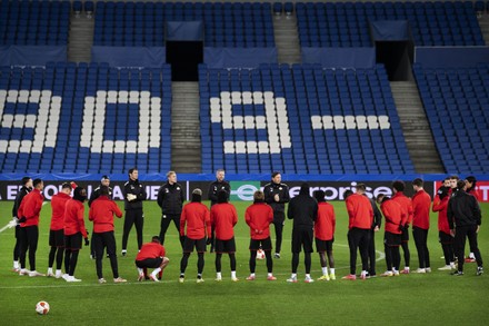 __COUNT__ imágenes de PSV Eindhoven training session, Estadio de Anoeta ...