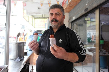 Palestinian Vendor Prepares Traditional Sweet Called Editorial Stock ...