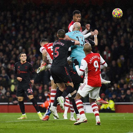 Kyle Walkerpeters Southampton Makes Defensive Clearance Editorial Stock ...