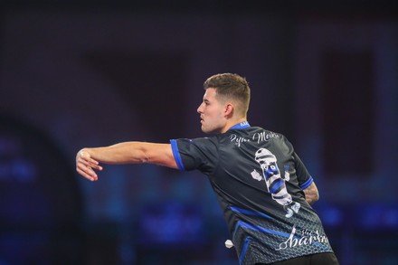 Ryan Meikle Action Against Peter Wright Editorial Stock Photo - Stock ...