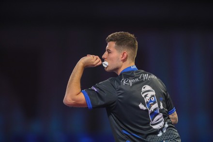 Ryan Meikle Action Against Peter Wright Editorial Stock Photo - Stock ...