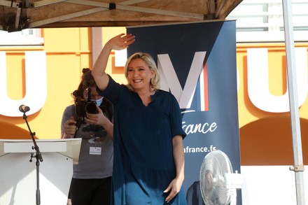 Mamoudzou: Marine Le Pen n campaign for the presidential, france - 18 ...