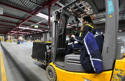 Flying Forklifts Fedex Express Sorting Center Editorial Stock Photo ...