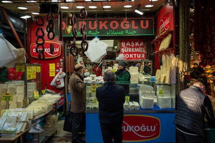 People Doing Shopping Market Istanbul Turkey Editorial Stock Photo ...