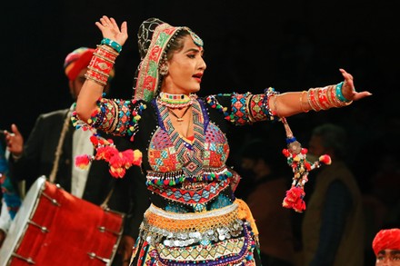 Artists Uttarakhand Region Perform Traditional Chhapeli Editorial Stock ...