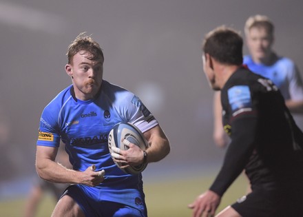 Gareth Simpson Worcester Warriors Challenged By Editorial Stock Photo ...