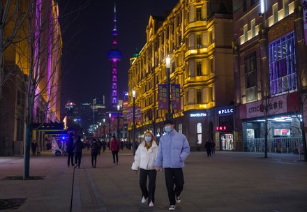 250 Bund area of shanghai Stock Pictures, Editorial Images and Stock ...