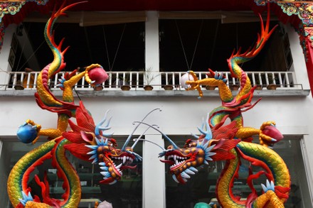 Chinese Dragons Atop Building Sikkim India Editorial Stock Photo ...