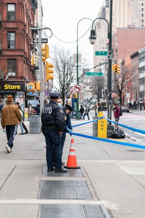 Police Officers 6th Precinct Investigate Scene Editorial Stock Photo ...