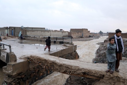 Afghans Enjoy Spell Rain Kandahar Afghanistan Editorial Stock Photo ...