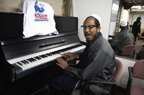 Rapper Shyne Plays Piano Before World Editorial Stock Photo - Stock ...