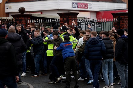 Crowd Trouble Outside Stadium Between Reading Editorial Stock Photo ...