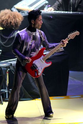 __COUNT__ Prince in concert, Welcome To America Tour, Madison Square ...