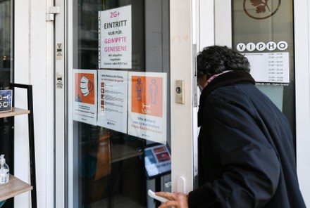 Customer Enters Restaurant Signs Notifying People Editorial Stock Photo ...