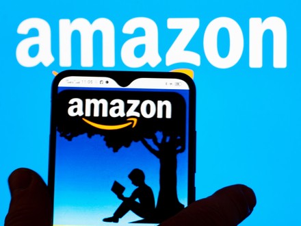 250 Amazon books Stock Pictures, Editorial Images and Stock Photos ...