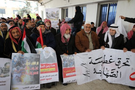 __COUNT__ imágenes de Palestinian clans take part in during a protest ...