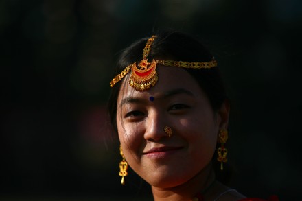 Group Girls Wearing Traditional Magar Dress Editorial Stock Photo ...