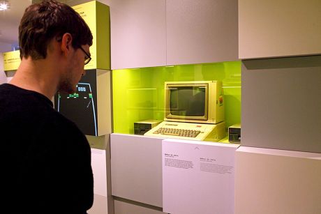 Visitor Looks 1977 Apple Ii Computer Editorial Stock Photo - Stock ...