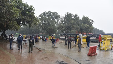 Worker Clean Janpath Road Coming Republic Editorial Stock Photo - Stock ...