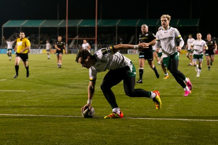 Ben Loader London Irish Scores Try Editorial Stock Photo - Stock Image ...
