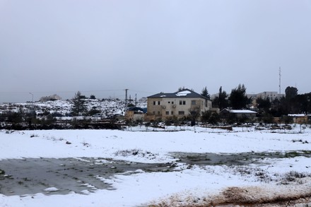 Palestinians Play Snow Following Overnight Snowfall Editorial Stock ...