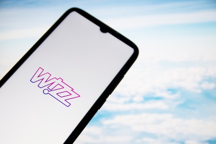 62 Wizz air airlines logo Stock Pictures, Editorial Images and Stock ...