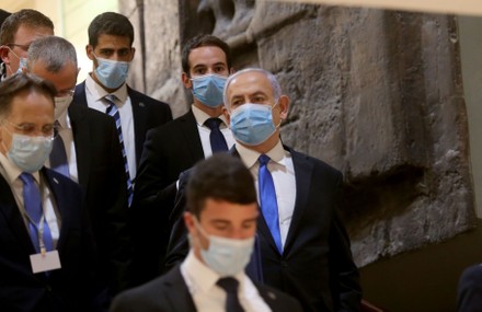 Israeli Prime Minister Benjamin Netanyahu R Editorial Stock Photo ...