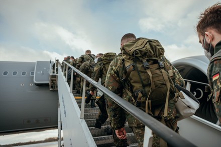 Soldiers Nato Enhanced Forward Presence Battlegroup Editorial Stock ...
