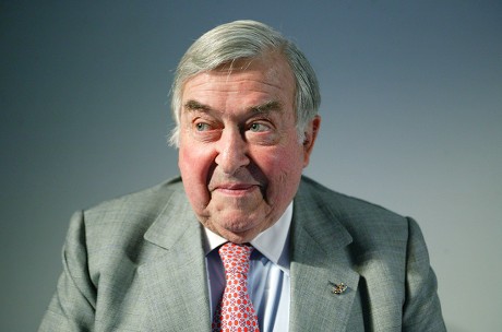 obituary - sodexo founder pierre bellon dies Stock Photos (Exclusive ...