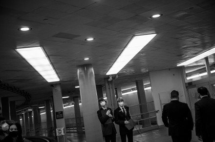 Pages Stand On Senate Subway Platform Editorial Stock Photo - Stock ...