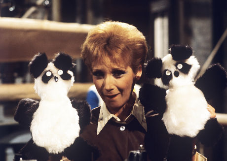 'The Rag Trade' Series 1 TV Stock Pictures, Editorial Images and Stock ...