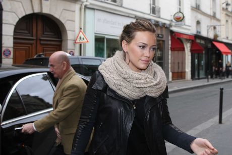 Hilary Duff in Paris, France - 05 Feb 2011 Stock Pictures, Editorial ...