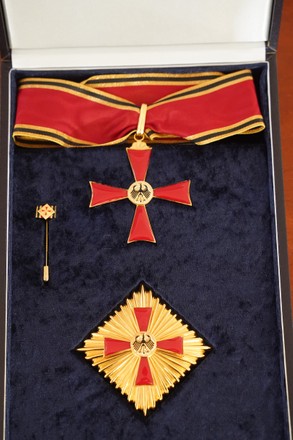 1,000 Federal order of merit Stock Pictures, Editorial Images and Stock ...