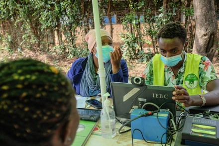 Voter Registration in Nairobi, Kenya - 06 Feb 2022 Stock Pictures ...
