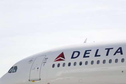 Delta Airlines Plane Sits On Airport Editorial Stock Photo - Stock ...