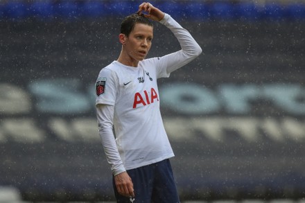 Ashleigh Neville 29 Tottenham Hotspur Looks Editorial Stock Photo ...