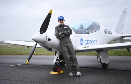 Britishbelgian Teenage Pilot Mack Rutherford Poses Editorial Stock ...